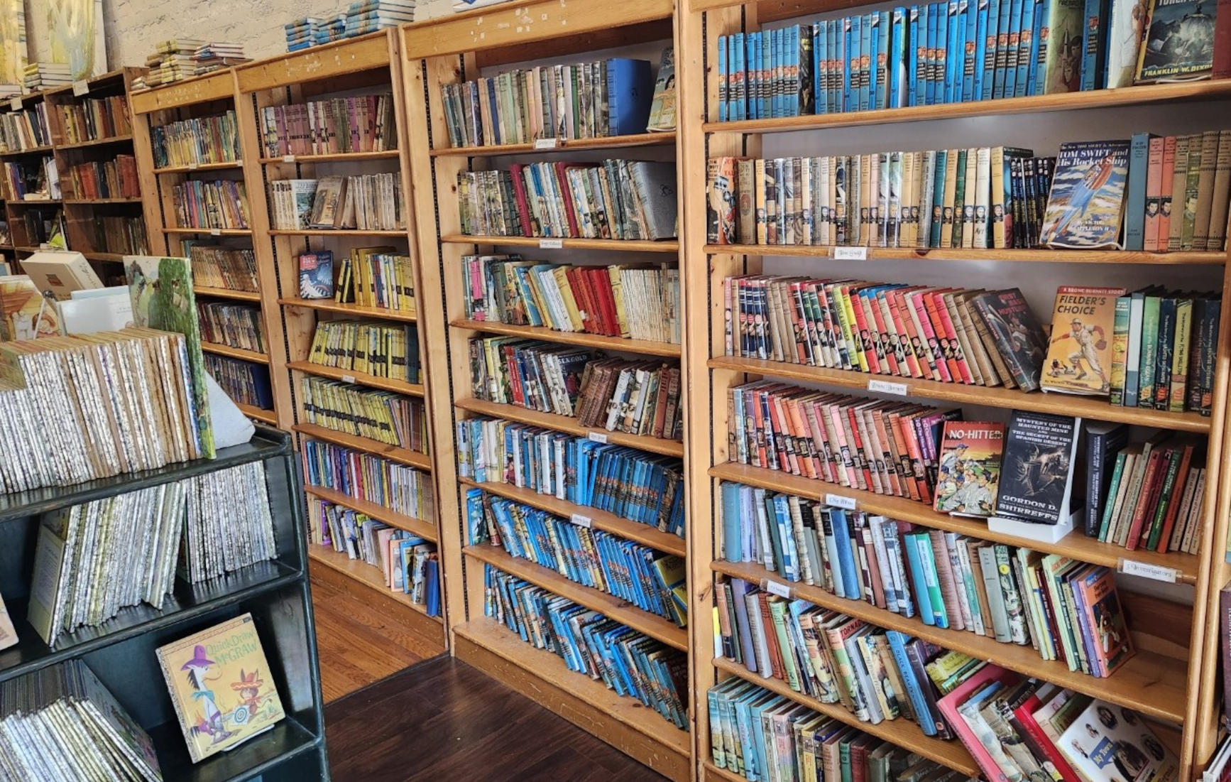 Dogwood Books Northwest Georgia's used and Rare Bookstore